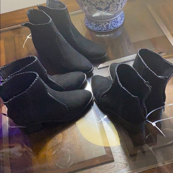 Chelsea & Violet | Shoes | Chelsea Violet Lucy Suede Block Heel Booties ...